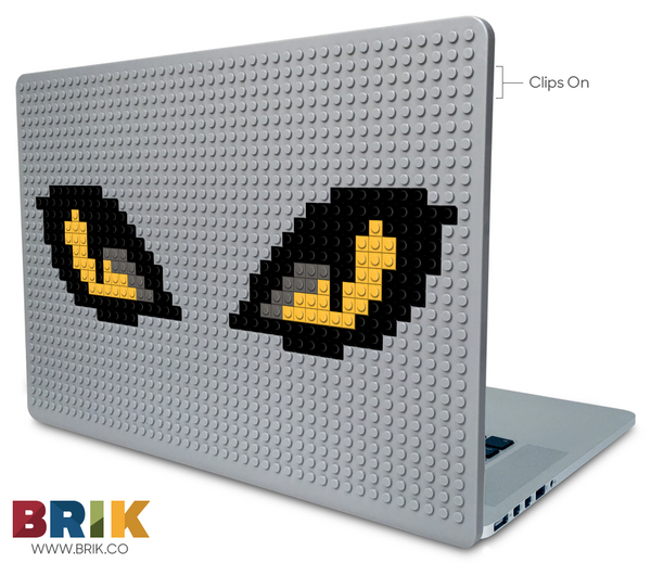 Cat Eyes Laptop Case Brik